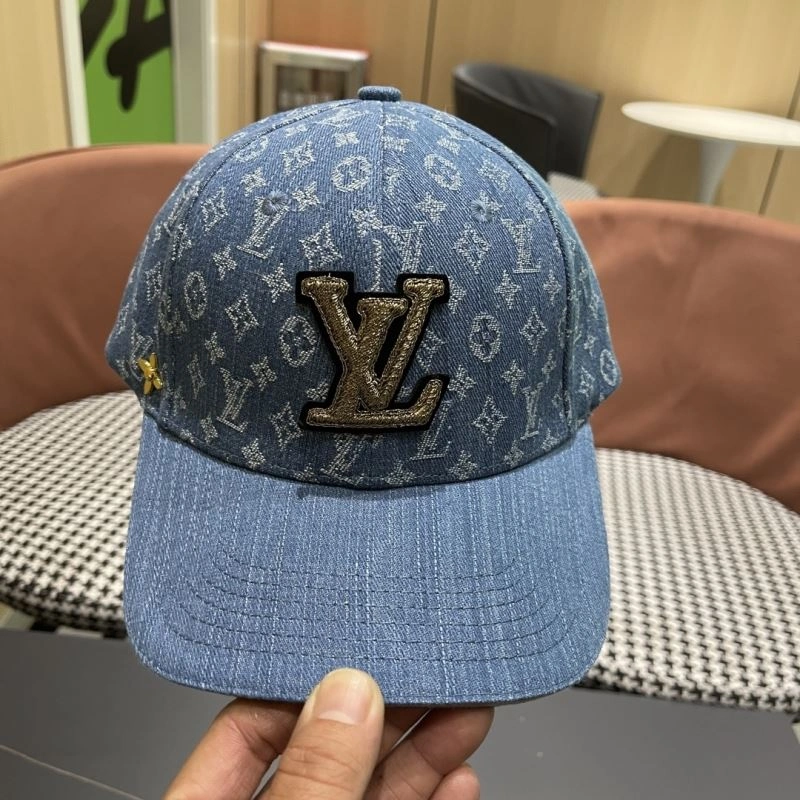 Low-cost Louis Vuitton Caps