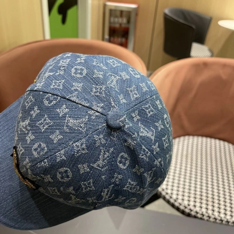Low-cost Louis Vuitton Caps