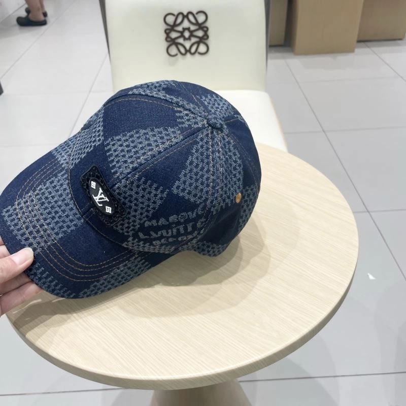 Cut-rate Louis Vuitton Caps