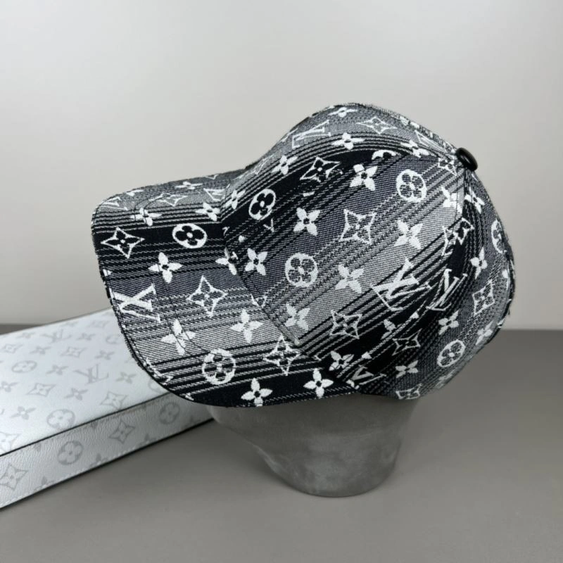 Top mirror Louis Vuitton Caps
