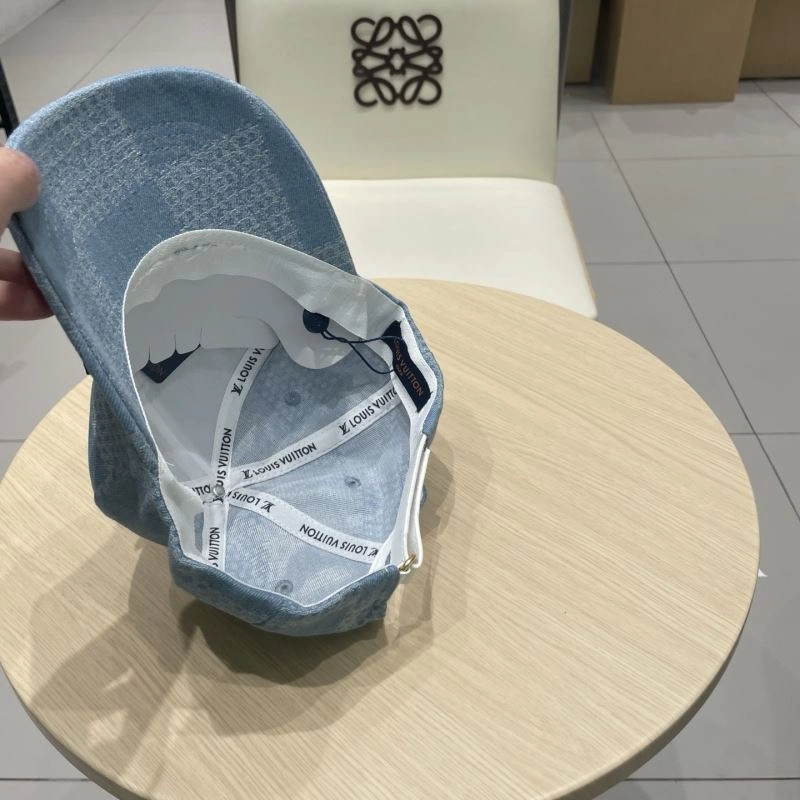 Cut-rate Louis Vuitton Caps