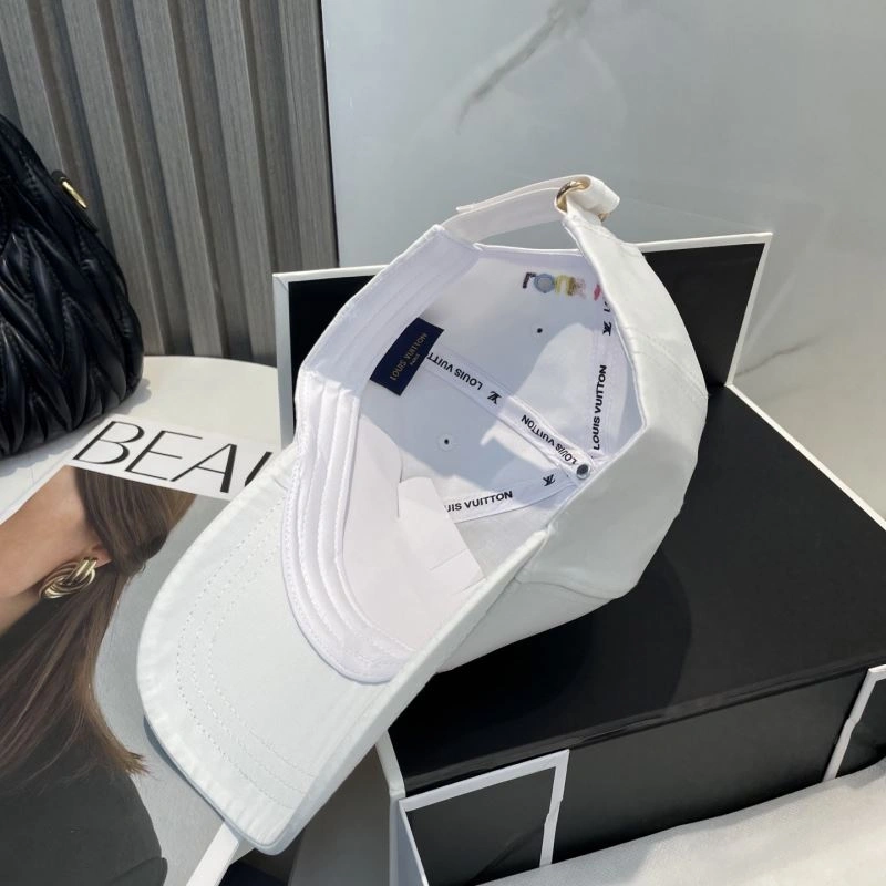 Inexpensive Louis Vuitton Caps