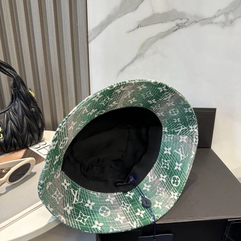 Accurate model Louis Vuitton Caps