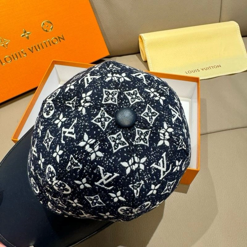 Exact replica Louis Vuitton Caps