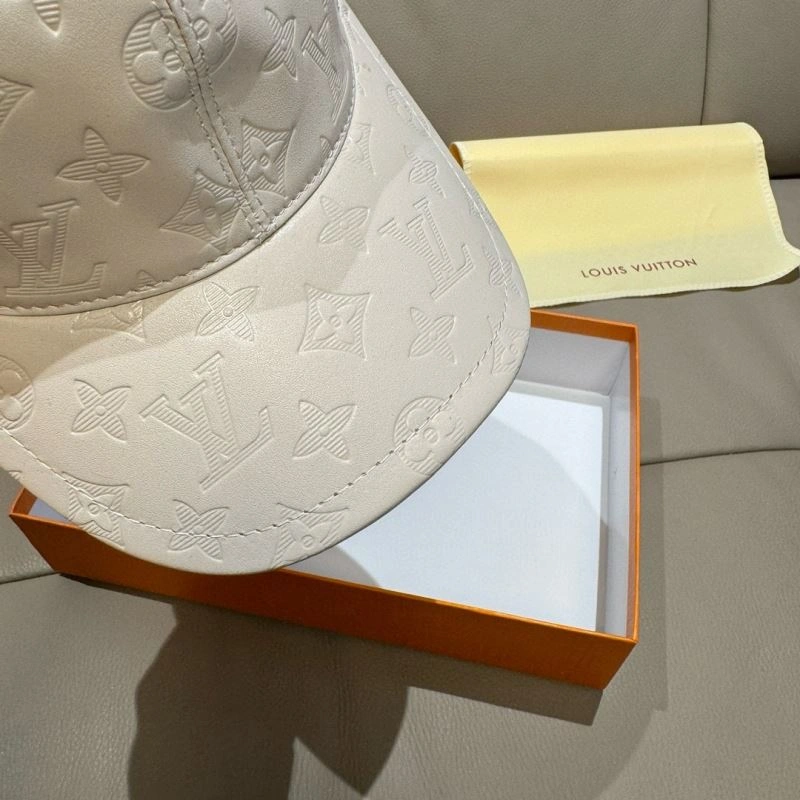 Exact replica Louis Vuitton Caps