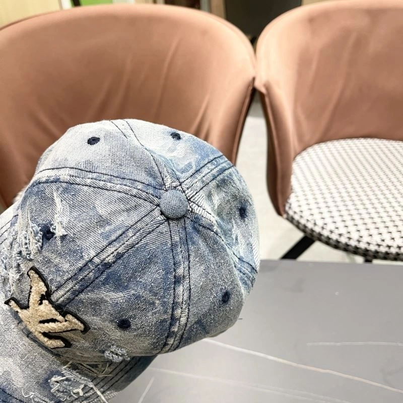 OEM Louis Vuitton Caps
