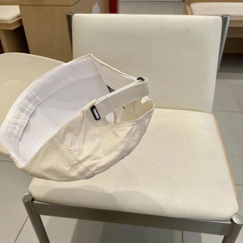 Exact replica Louis Vuitton Caps