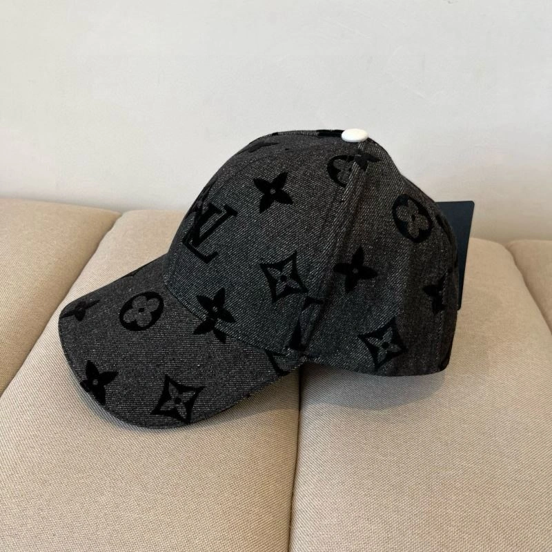 Top match Louis Vuitton Caps