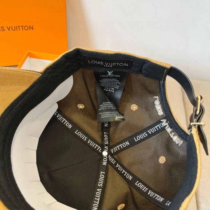 Top mirror Louis Vuitton Caps