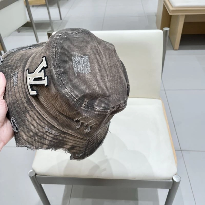 Official Louis Vuitton Caps