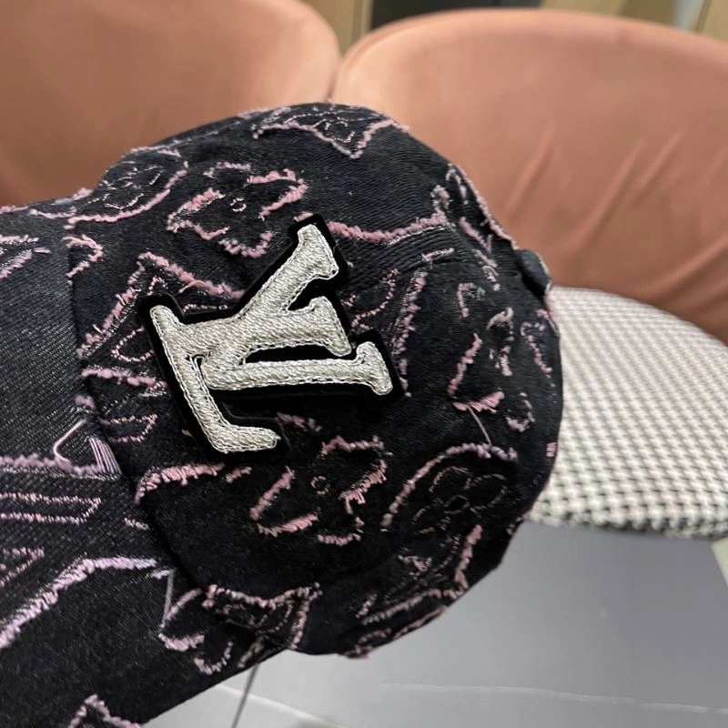 Top mirror Louis Vuitton Caps