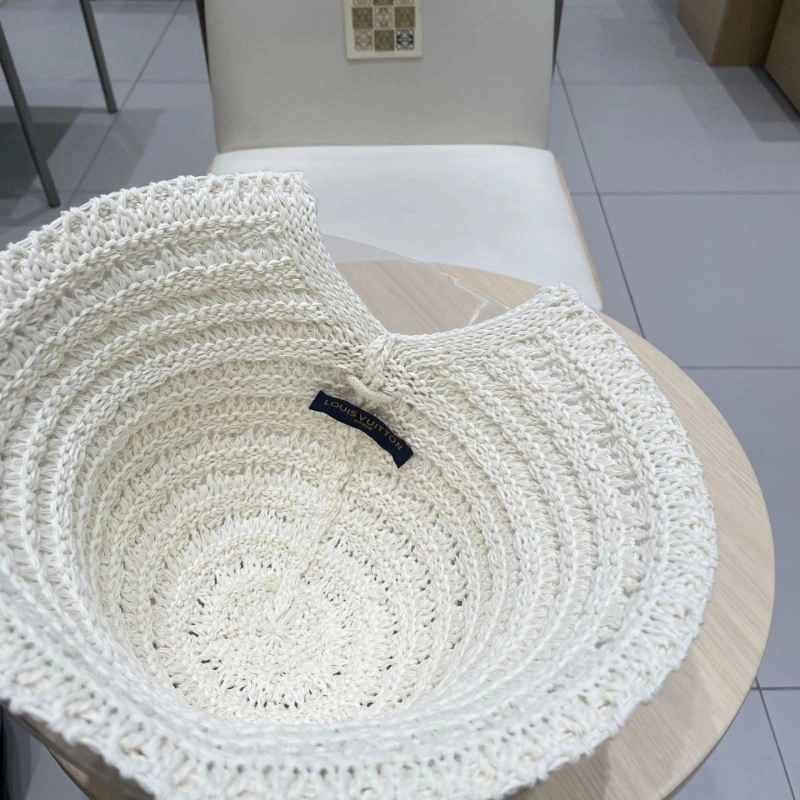 Exact replica Louis Vuitton Caps
