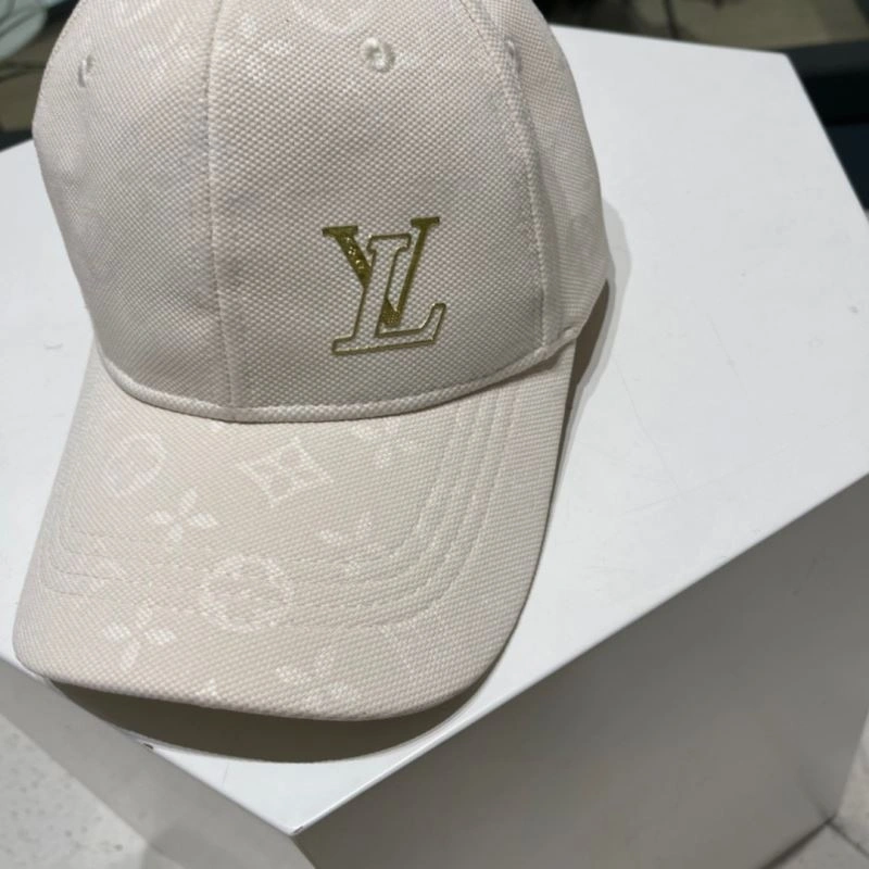 Low-cost Louis Vuitton Caps