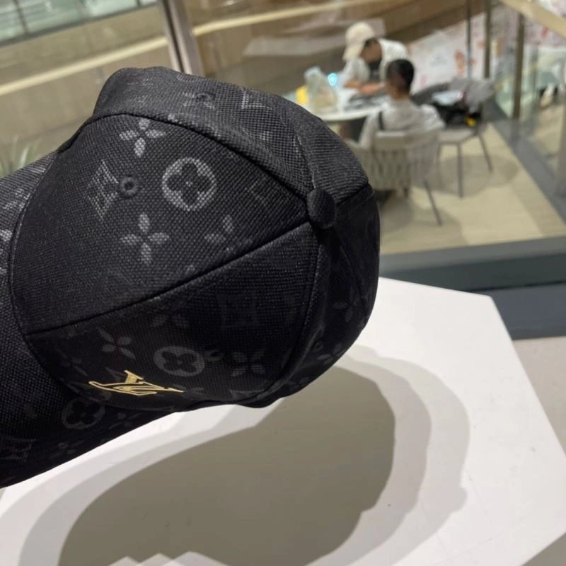 Inexpensive Louis Vuitton Caps