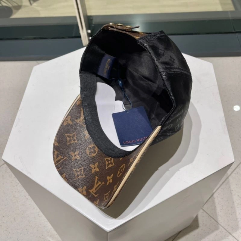 Accurate model Louis Vuitton Caps