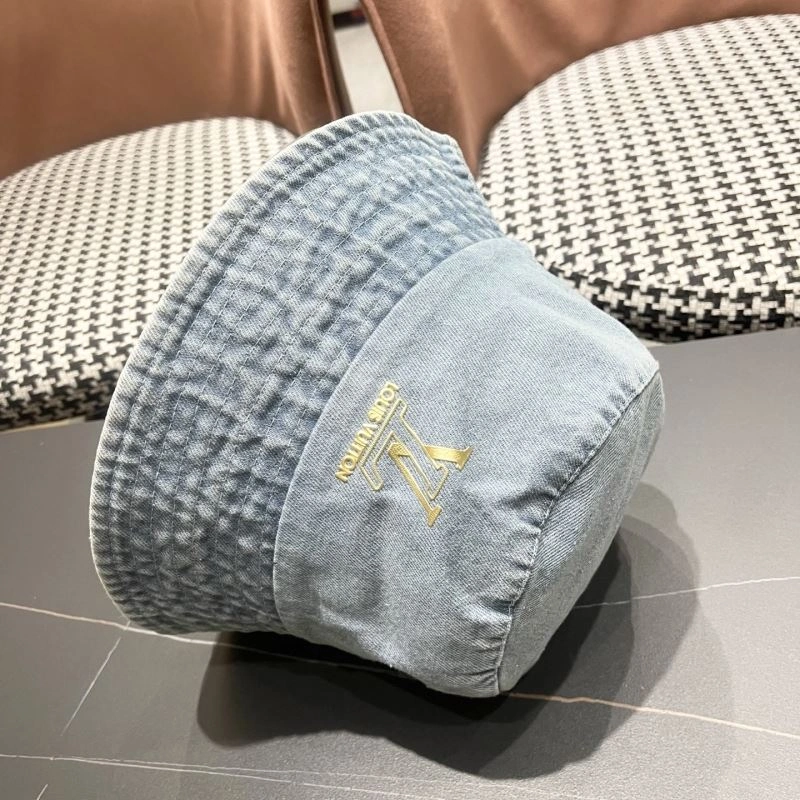 Precise copy Louis Vuitton Caps