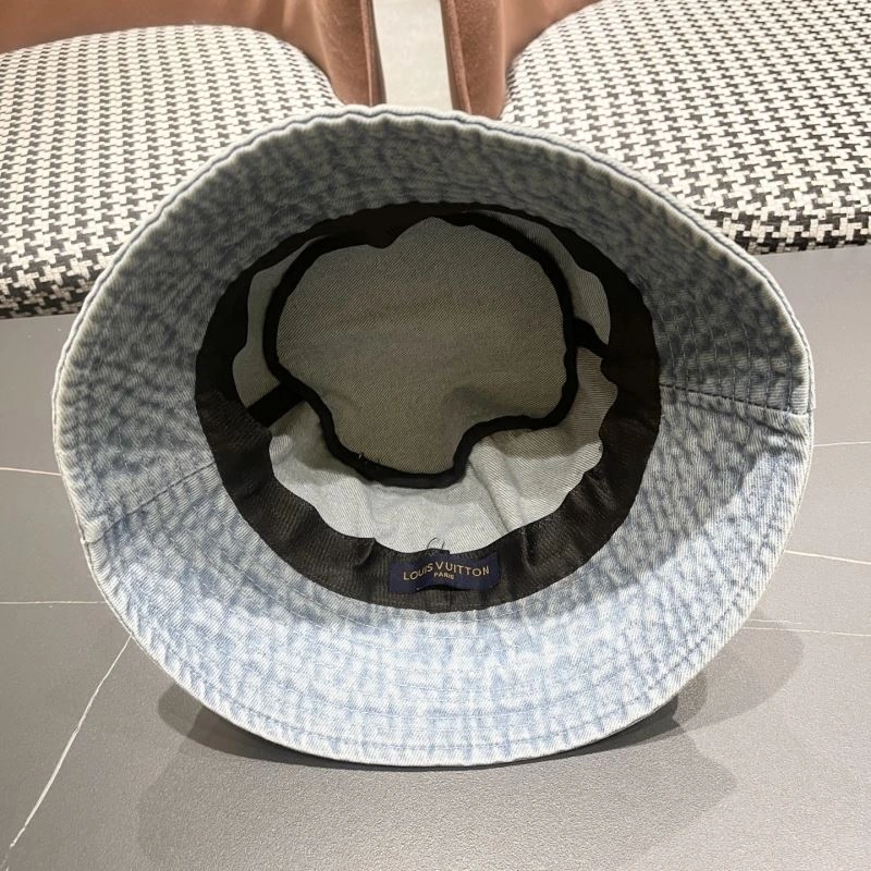 Precise copy Louis Vuitton Caps