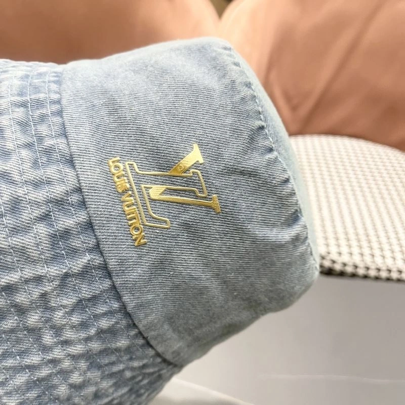 Precise copy Louis Vuitton Caps