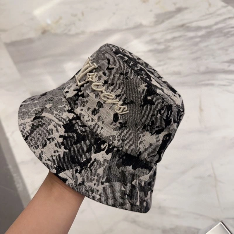Official Louis Vuitton Caps