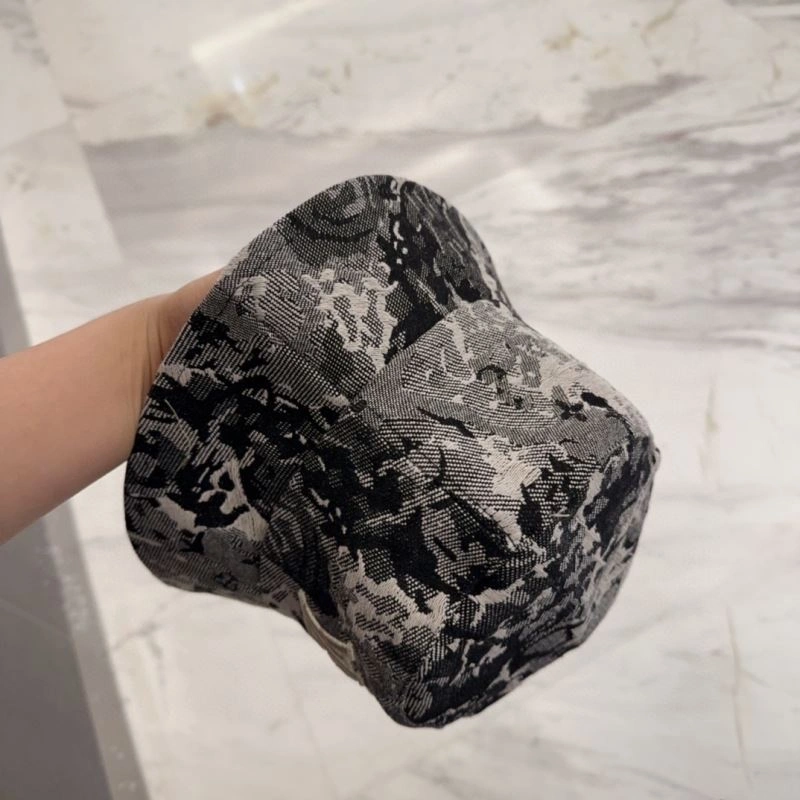 Official Louis Vuitton Caps