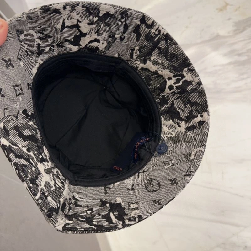 Official Louis Vuitton Caps