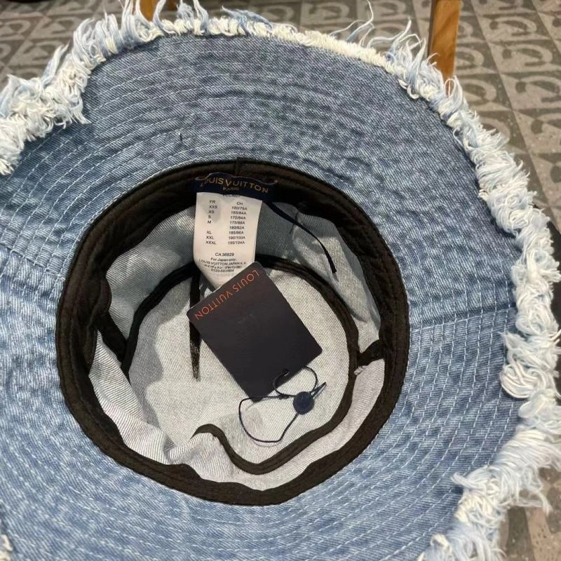 Brand-authenticated Louis Vuitton Caps
