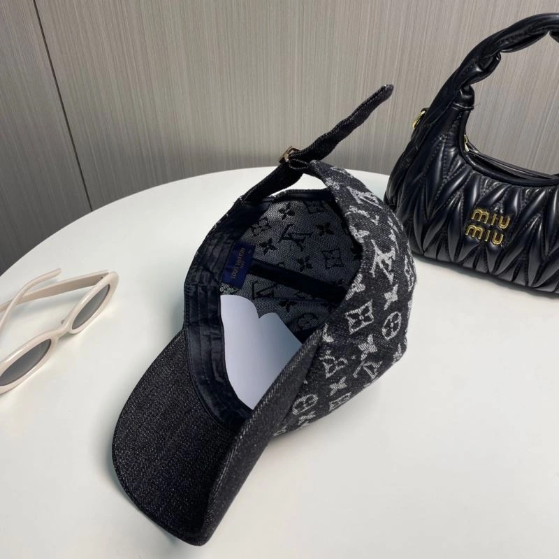 Inexpensive Louis Vuitton Caps