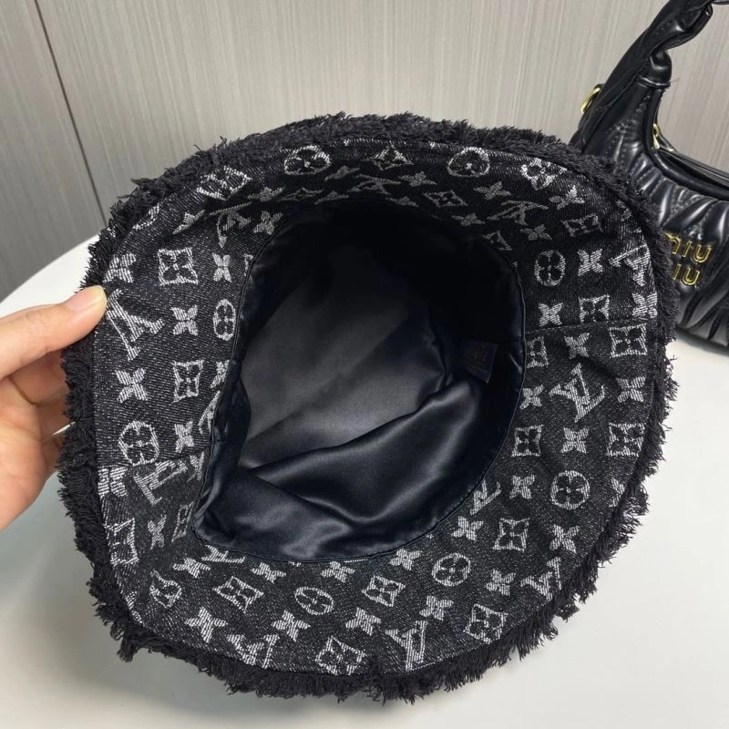 Brand-authenticated Louis Vuitton Caps