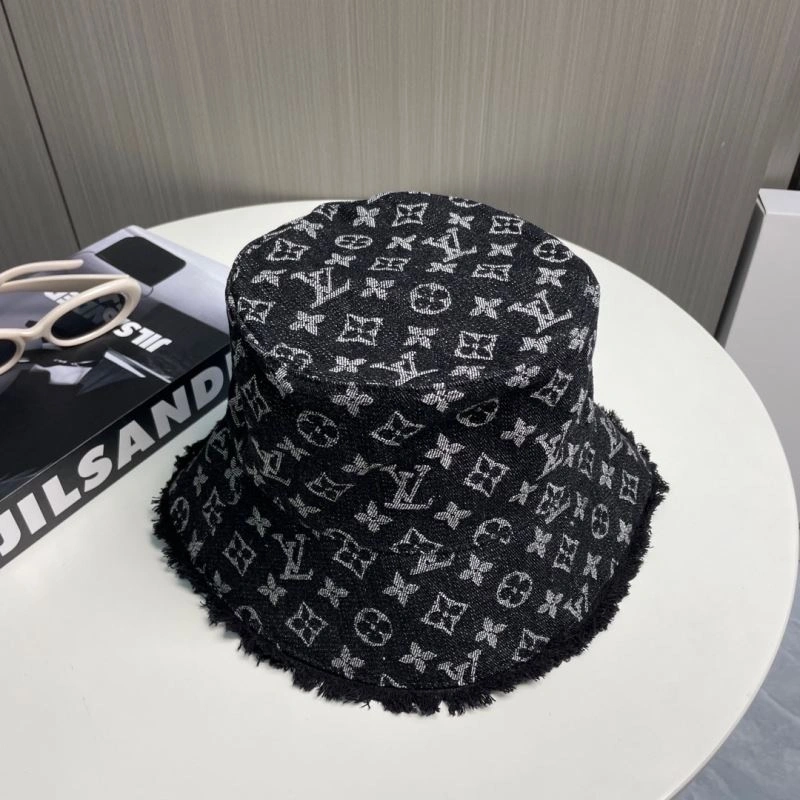 Brand-authenticated Louis Vuitton Caps