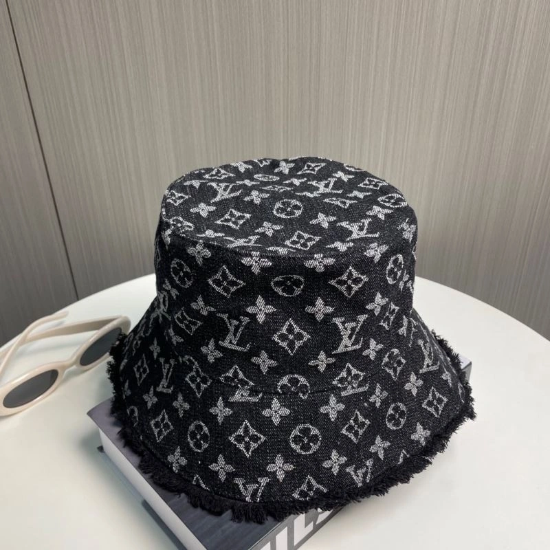 Brand-authenticated Louis Vuitton Caps