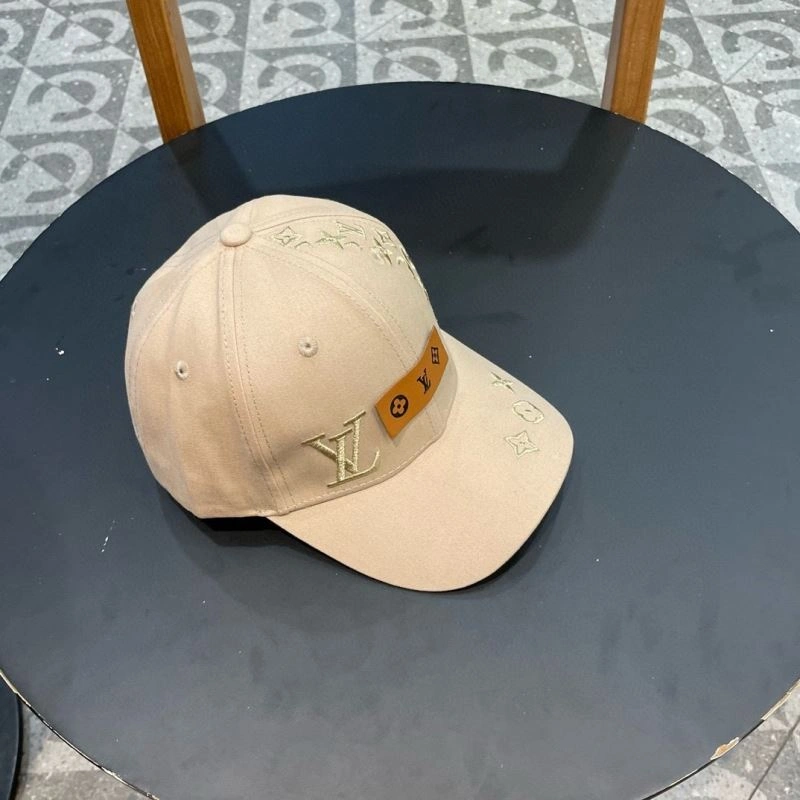 Low-cost Louis Vuitton Caps