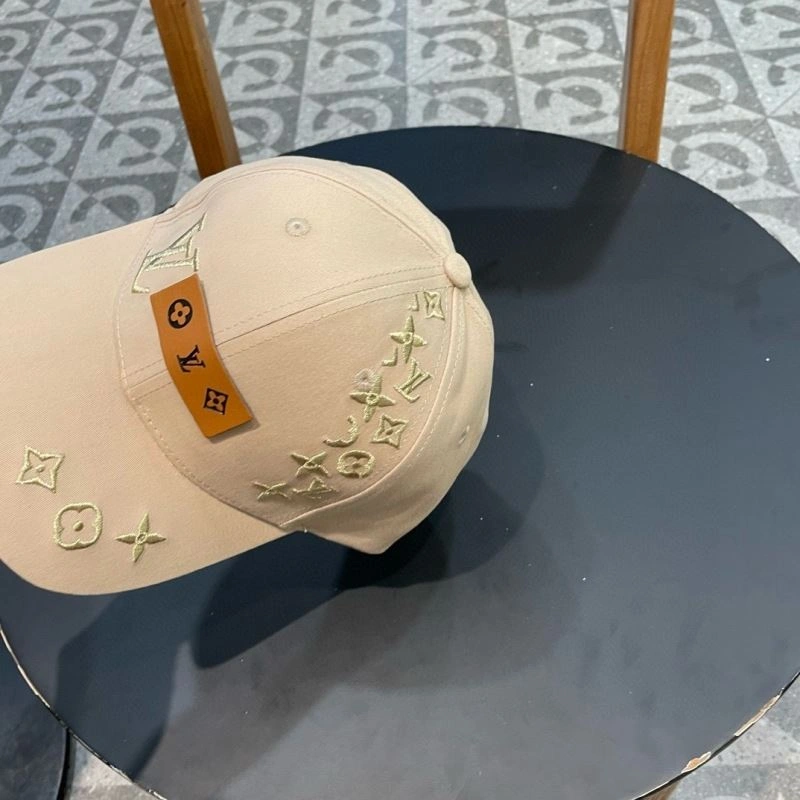 Low-cost Louis Vuitton Caps