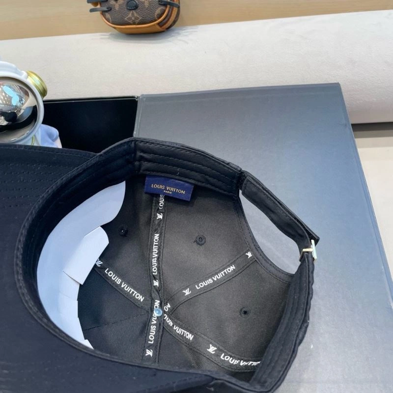 OEM Louis Vuitton Caps