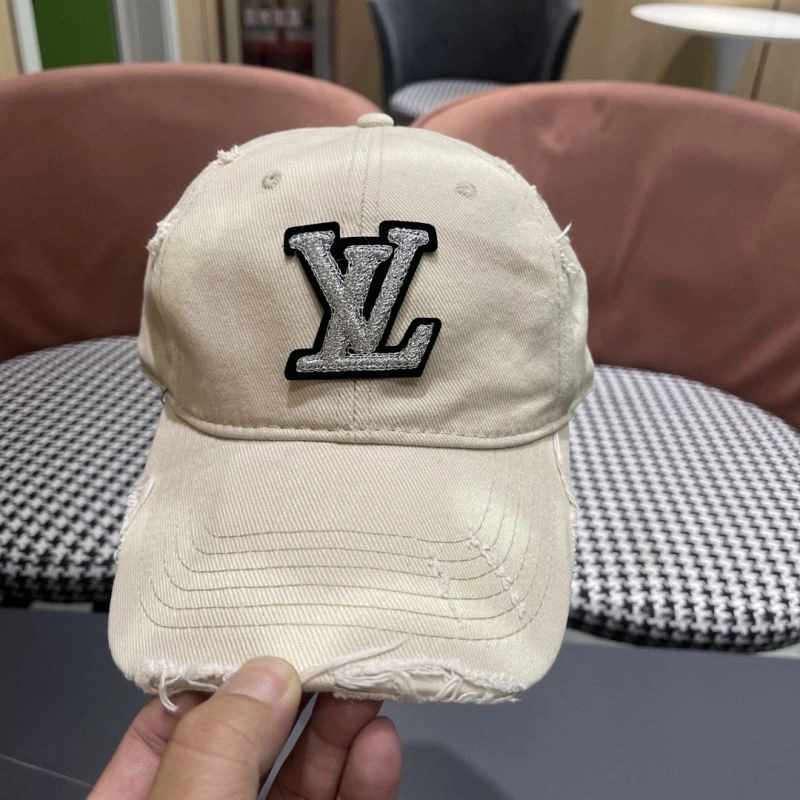 Top mirror Louis Vuitton Caps