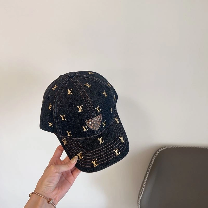 Top mirror Louis Vuitton Caps