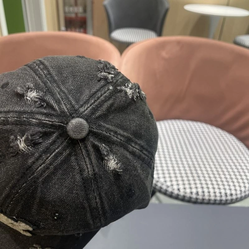 Official Louis Vuitton Caps