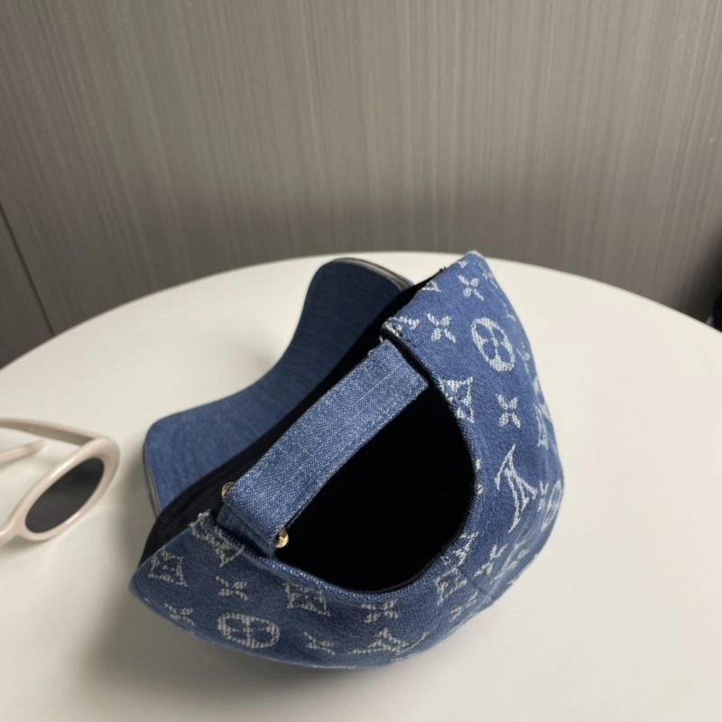 Mirror quality Louis Vuitton Caps