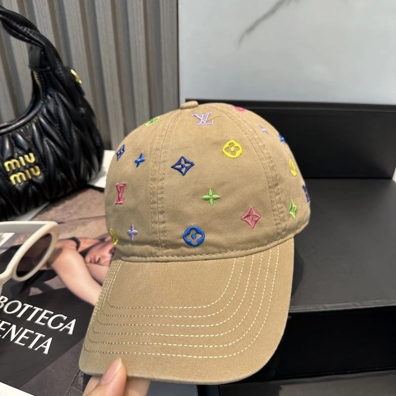 Top mirror Louis Vuitton Caps