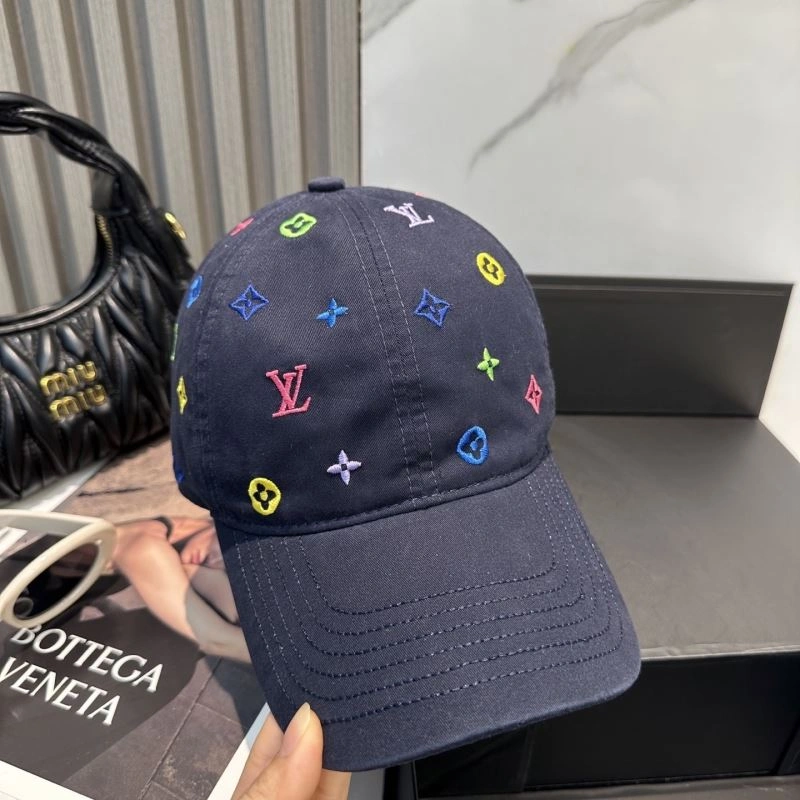 Exact replica Louis Vuitton Caps