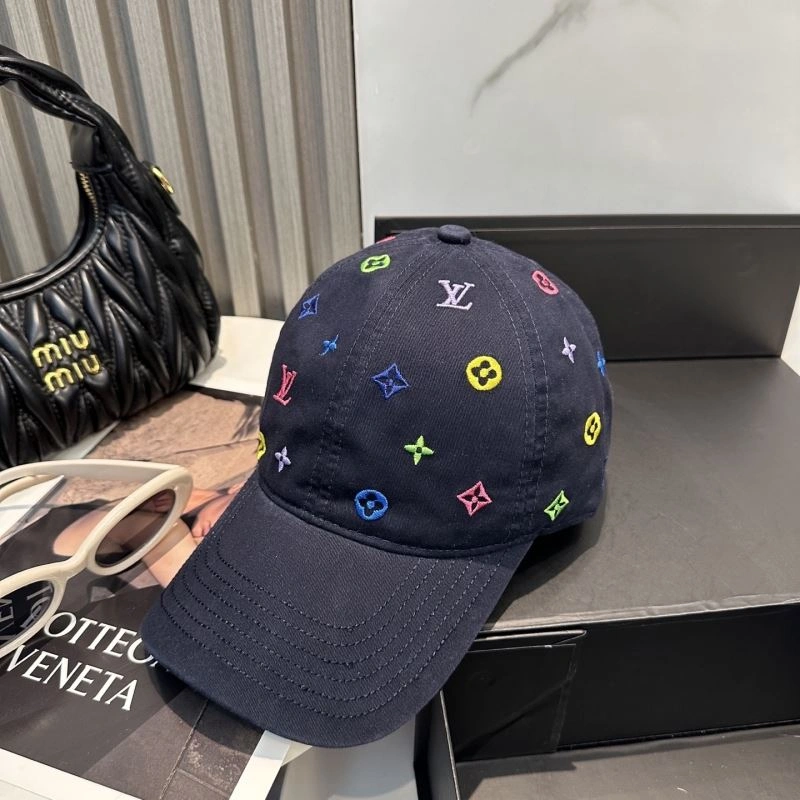 Exact replica Louis Vuitton Caps