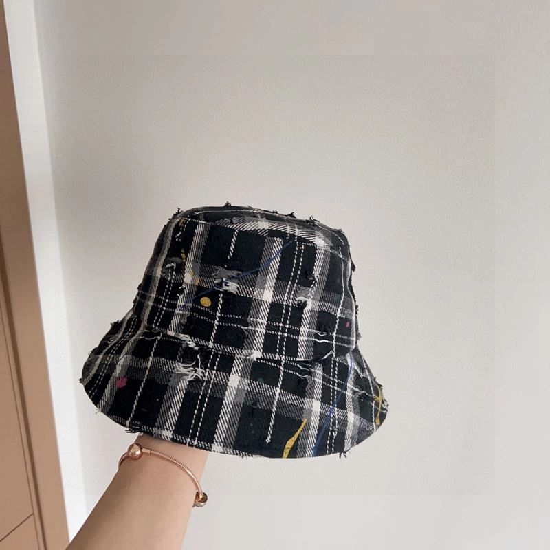 Accurate model Louis Vuitton Caps