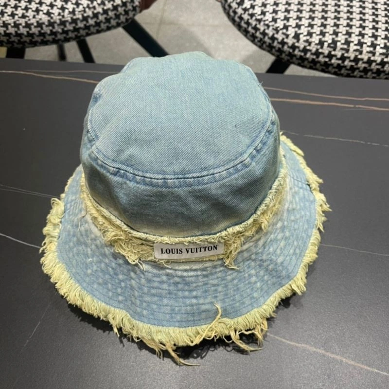 Low-cost Louis Vuitton Caps
