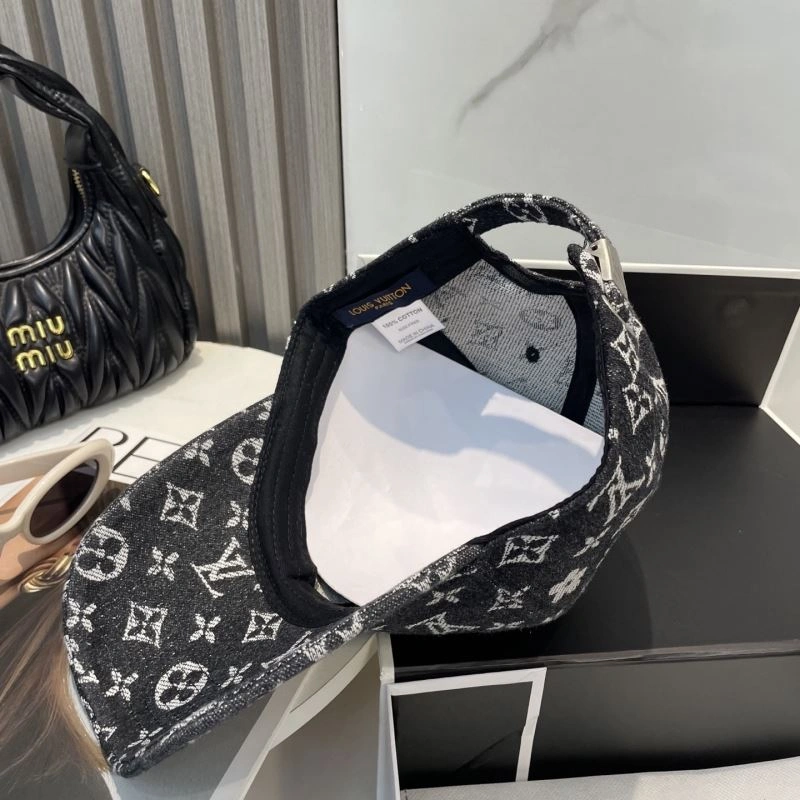 OEM Louis Vuitton Caps