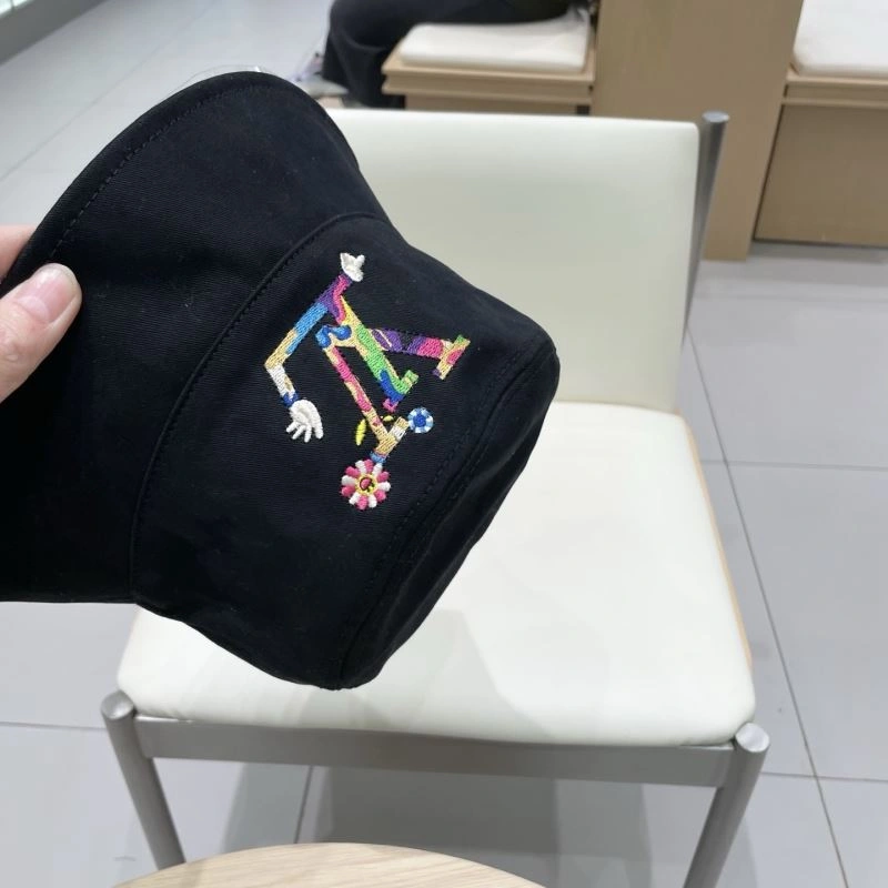 Exact replica Louis Vuitton Caps