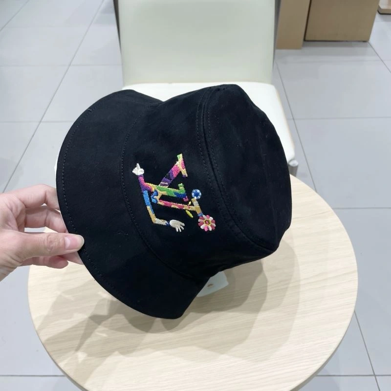 Exact replica Louis Vuitton Caps