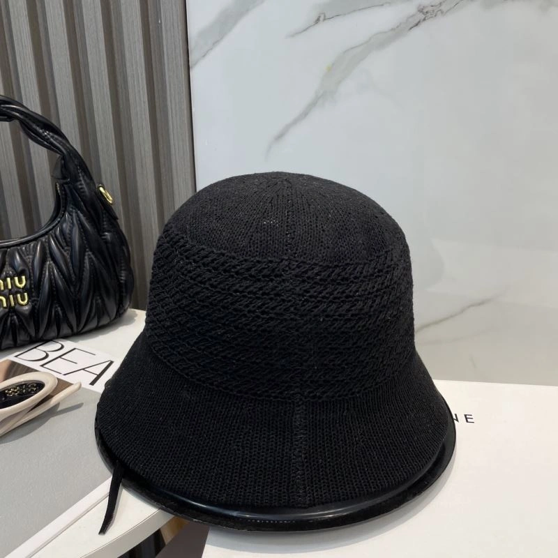 Low-cost Louis Vuitton Caps