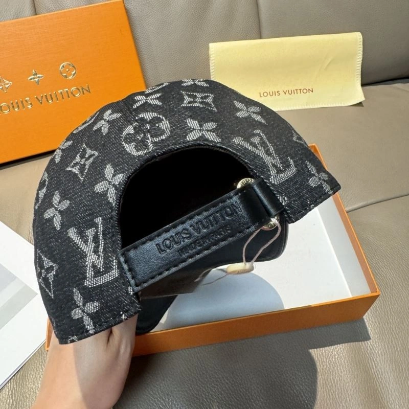 Precise copy Louis Vuitton Caps