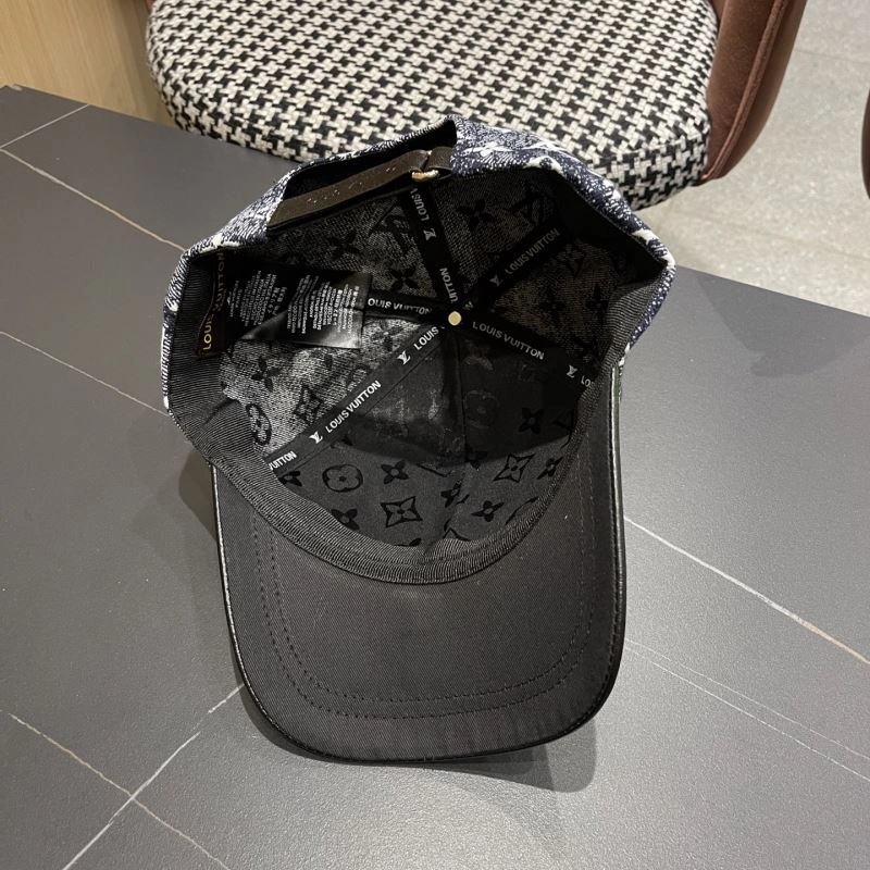Brand-authenticated Louis Vuitton Caps