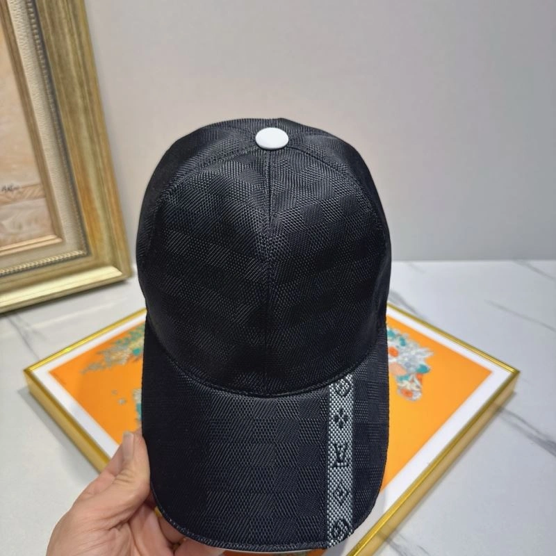 Low-cost Louis Vuitton Caps