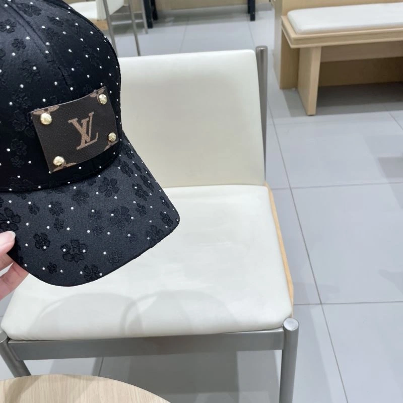 Cut-rate Louis Vuitton Caps
